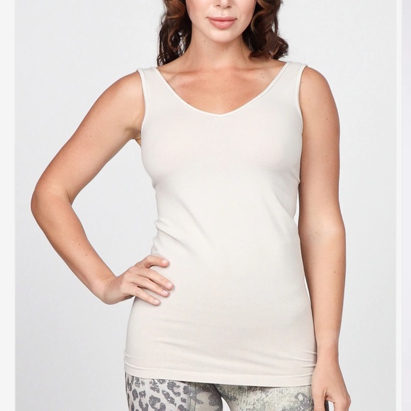 M. Rena | Tops | M Rena Reversible Vscoop Neck Tank | Poshmark